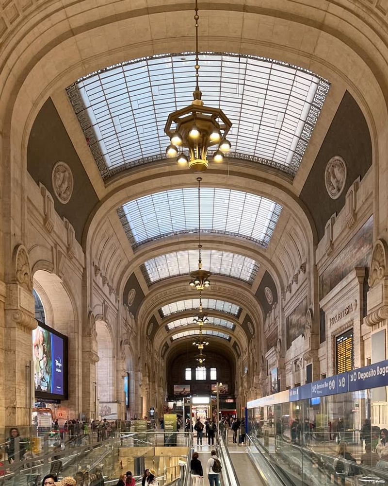 The World's 36 Most Stunning Train Stations You Must Visit