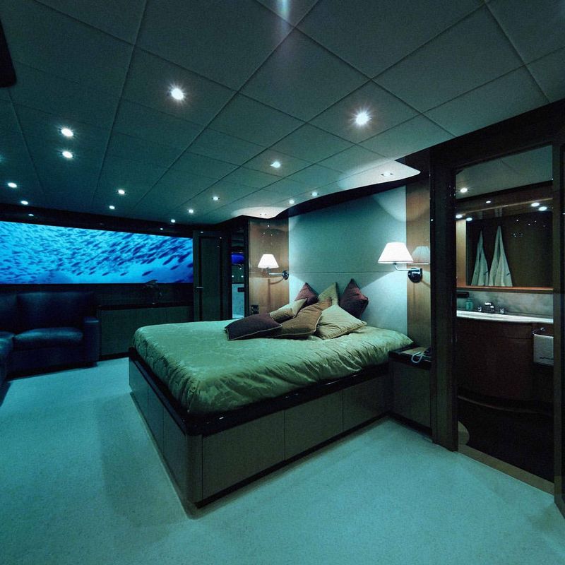 12 AMAZING Underwater Hotel Rooms For A Night Beneath The Waves