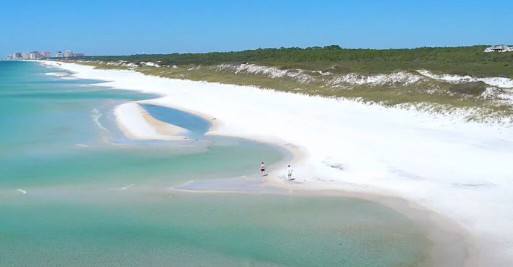 This Florida Destination Has Rare Dune Lakes, Quartz Crystal-sand ...