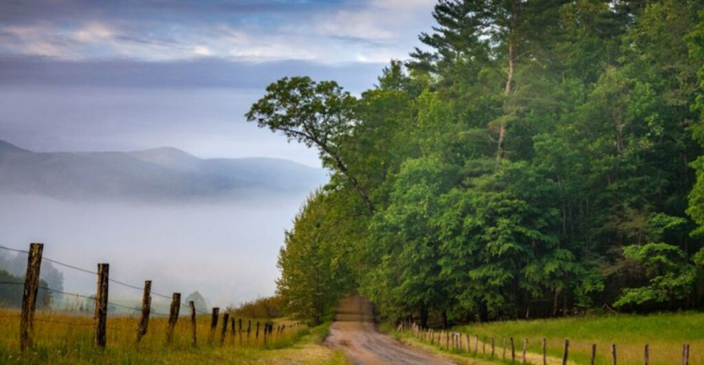 12 Of The Most Secluded Towns In The Smoky Mountains – Secret Corners ...