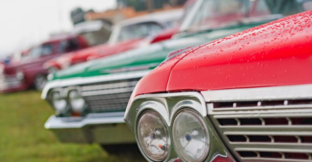 17 Best U.S. Destinations For Classic Cars And Vintage Vibes + 5 More ...
