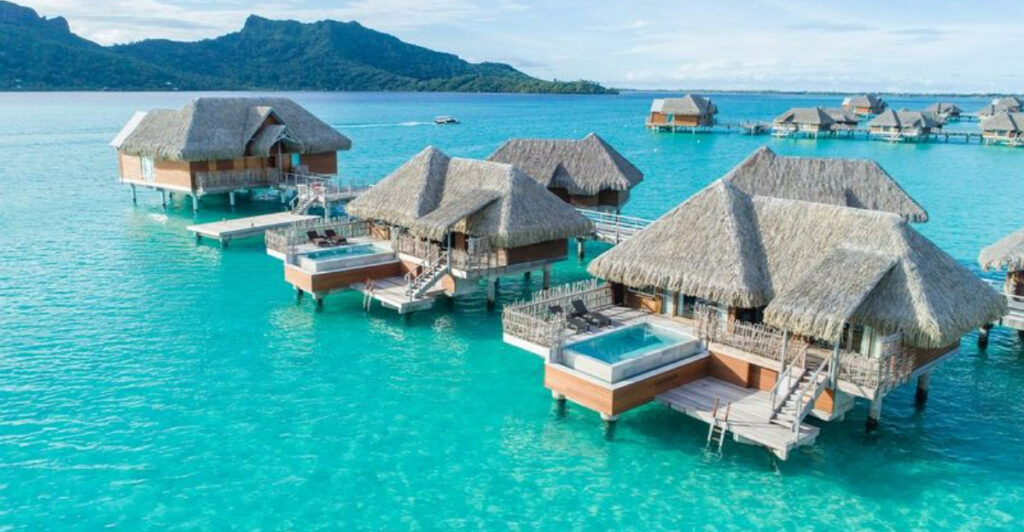 12 Vacation Spots For Billionaires