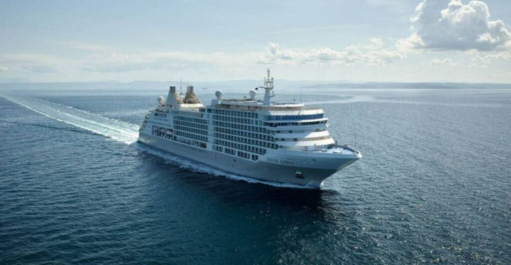 16 Best Transatlantic Cruises For The Ultimate Ocean Escape