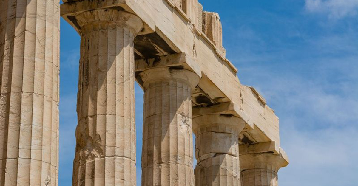 7 Famous Landmarks To Admire From A Distance—And 9 That Deserve The ...